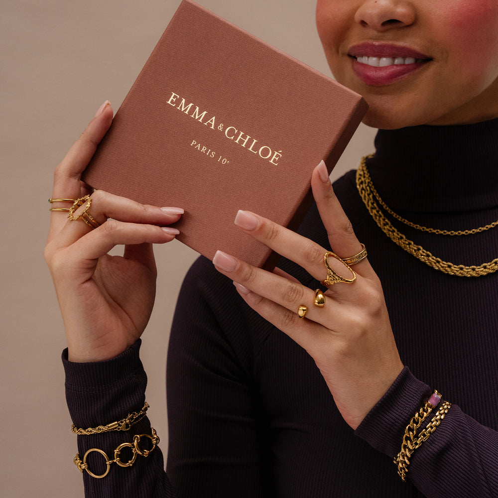 Emma&Chloé - Fashion Jewelry Box Subscription